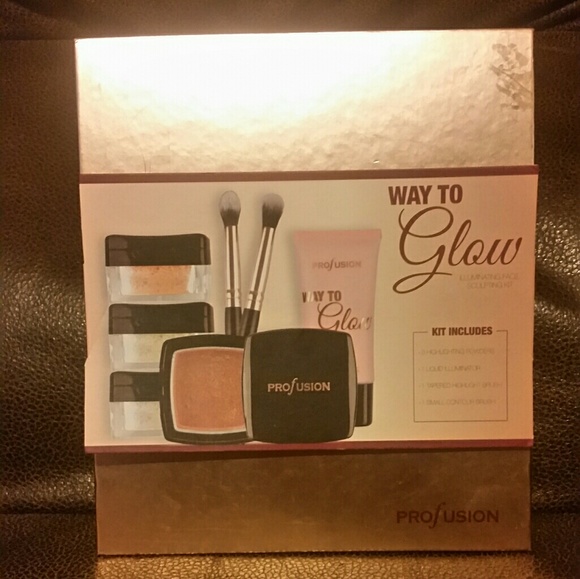 Makeup | Profusion Glow Kit | Poshmark